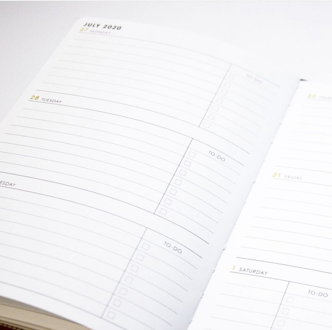 How to plan in a paper planner - Plan With Laur