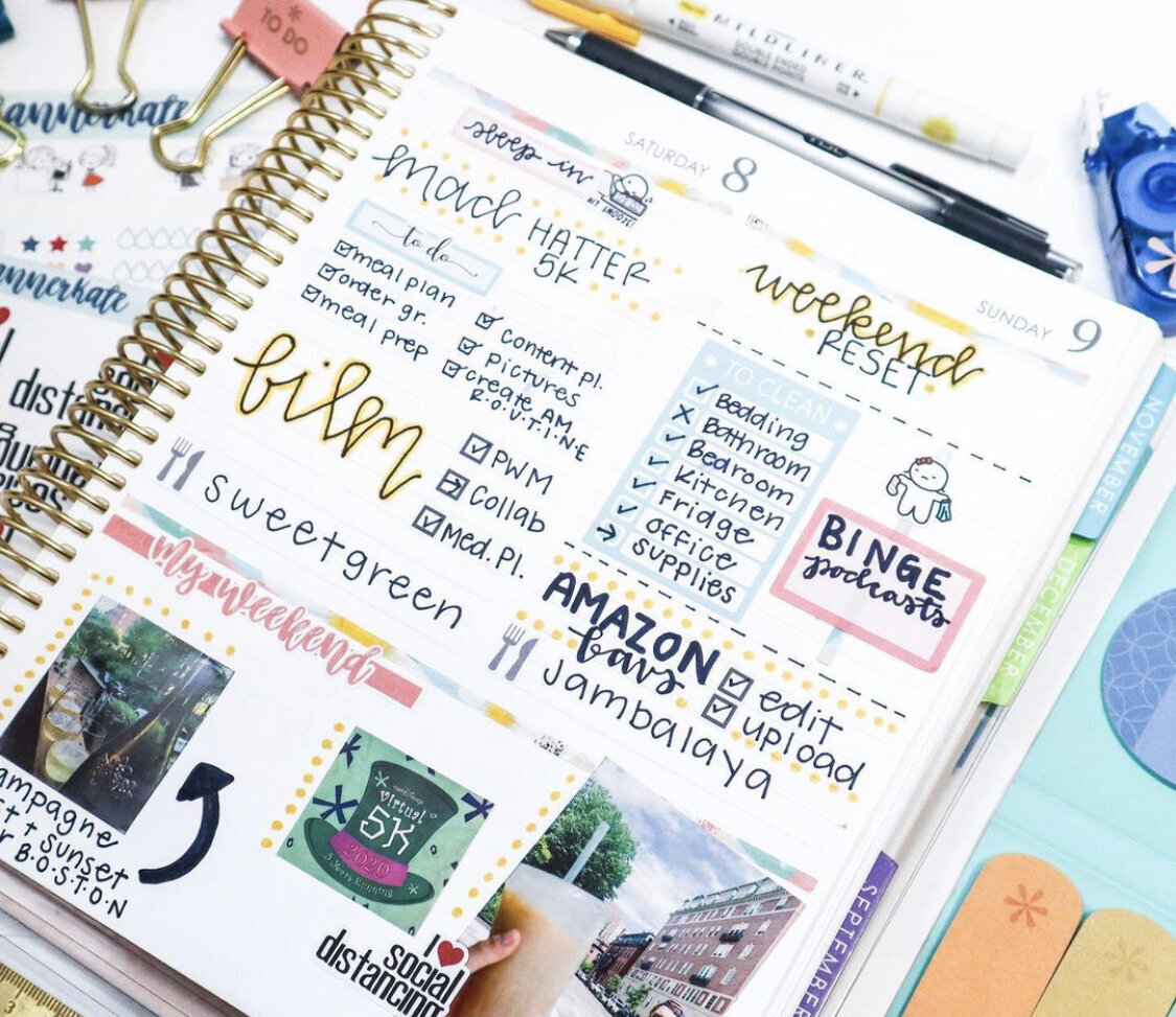 How to plan in a paper planner - Plan With Laur